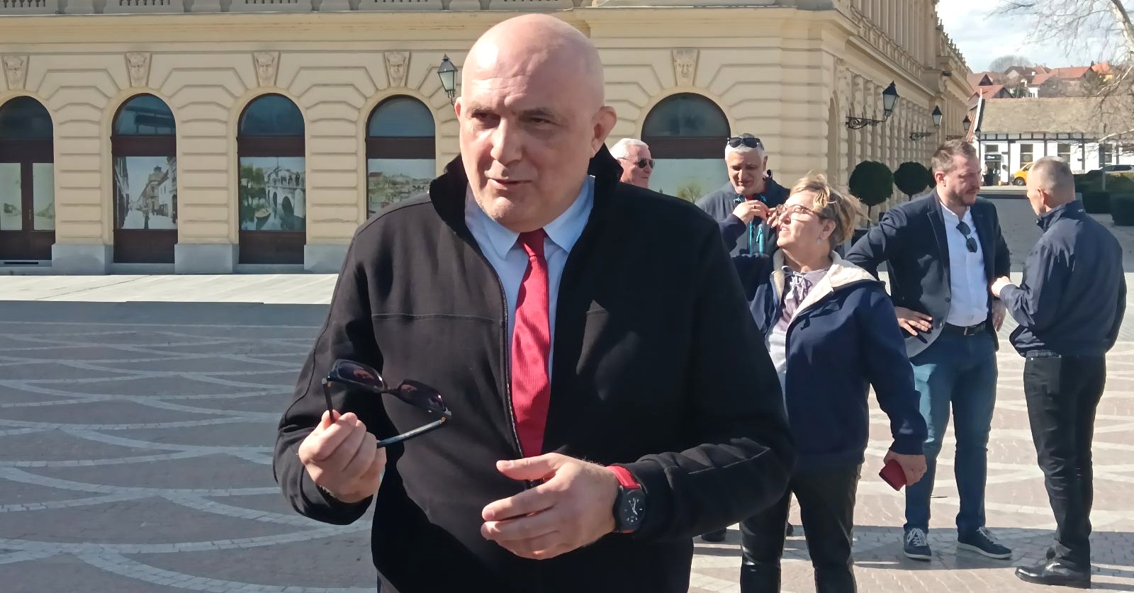 Raguž (SDP): RTG zuba u Iloku, dežurna ljekarna u Vinkovcima – gdje je ...